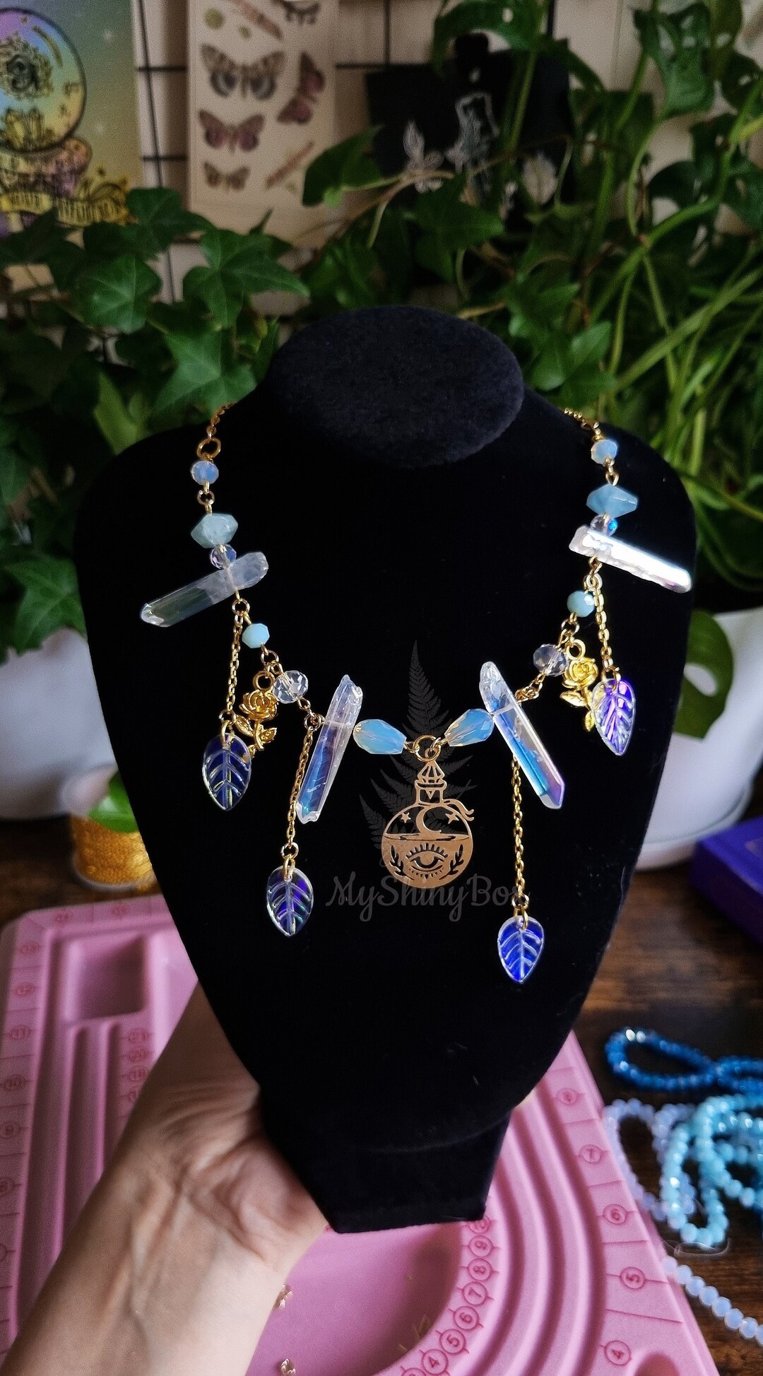 EVIE Aura Quartz Necklace Witchy Crystal Pendant Chocker Necklace, Boho ...