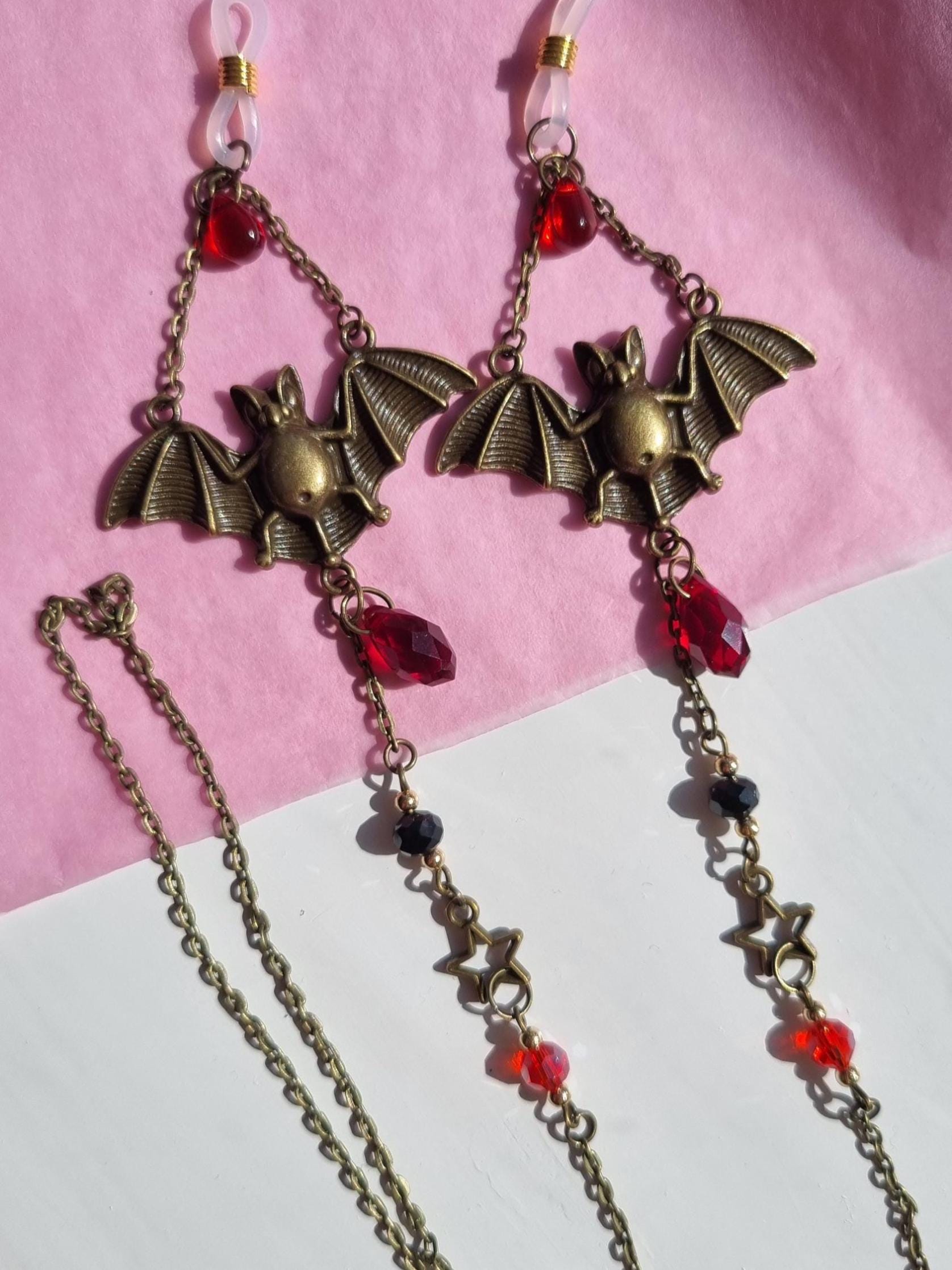 Gothic Bat Glasses Chain – Bronze Bats - Spooky Eyewear Holder for Alt ...