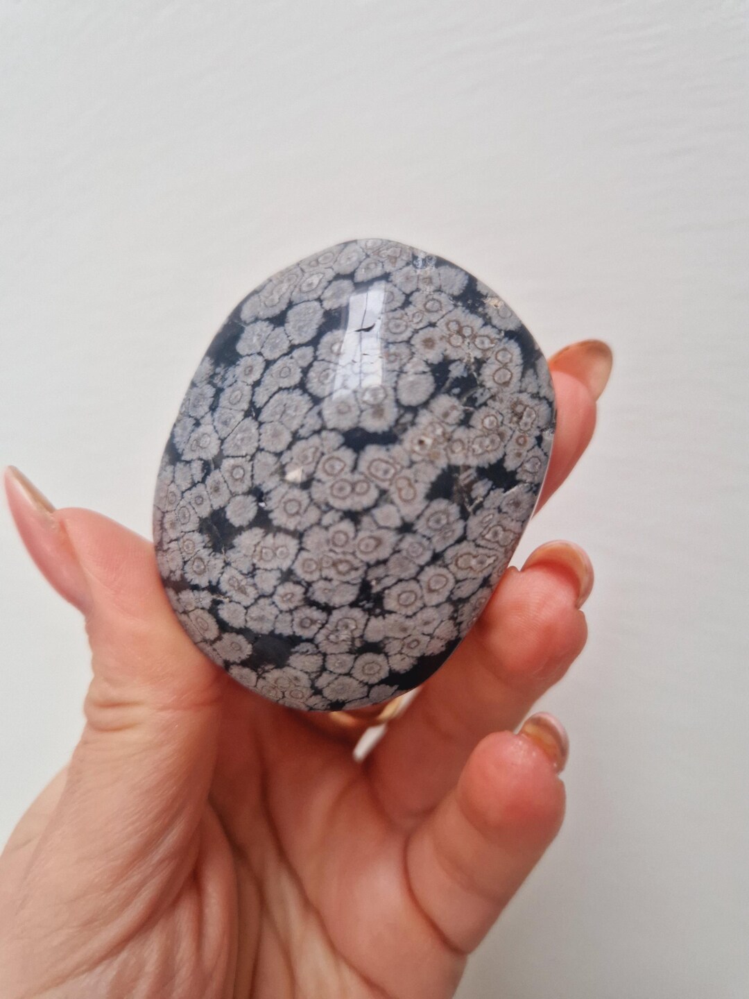 Black Snowflake Obsidian Palm Crystal for Healing 50mm - Etsy