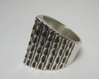 Silver Pyramid Ring - Etsy