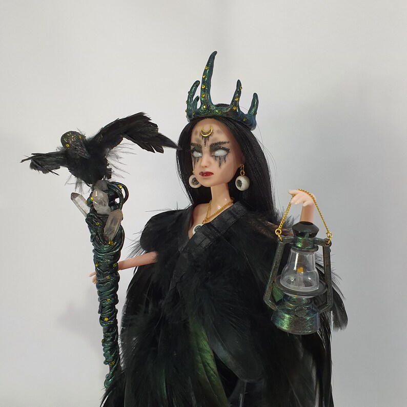 Seer, Raven Queen, Dark Sorceress, Macabre Enchantress, Soothsayer ...