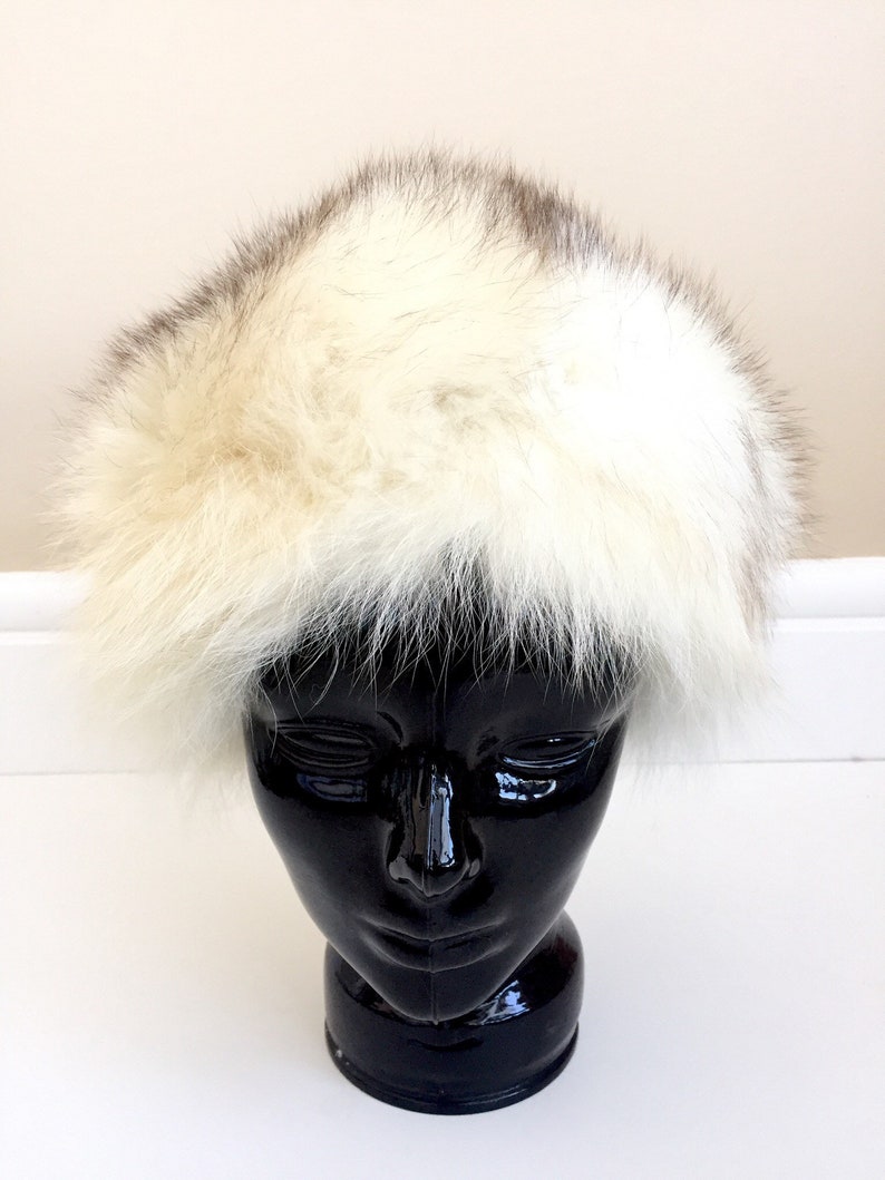 Eatons Fur Hat Womens Winter Hats Eaton Canada Womans Hat Fur Womens ...