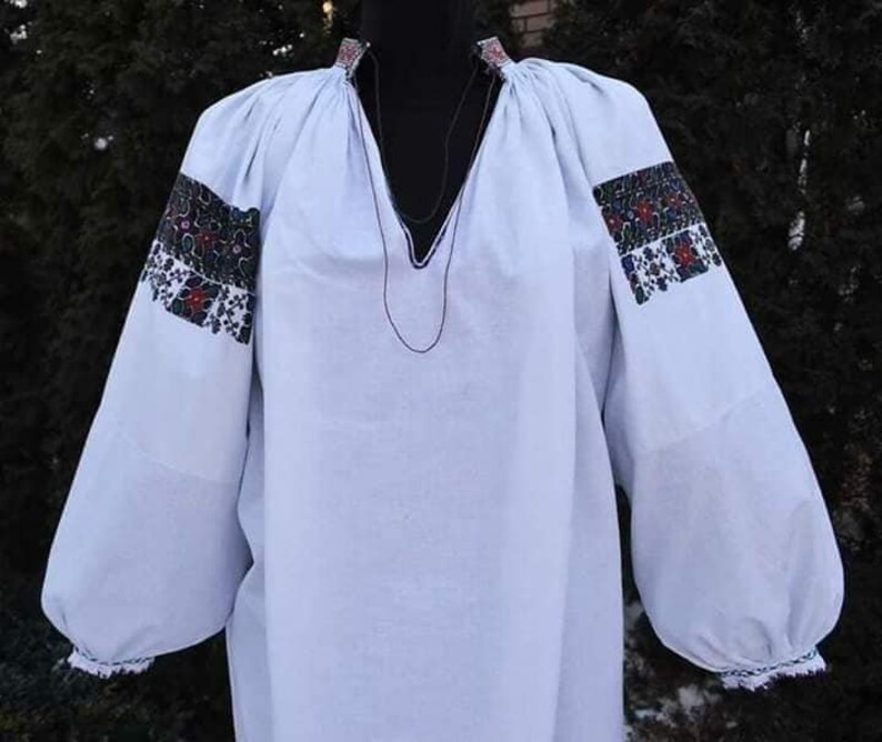 Black/red Ukrainian Dresses for Bright and Colourful Vyshyvanka | Etno ...