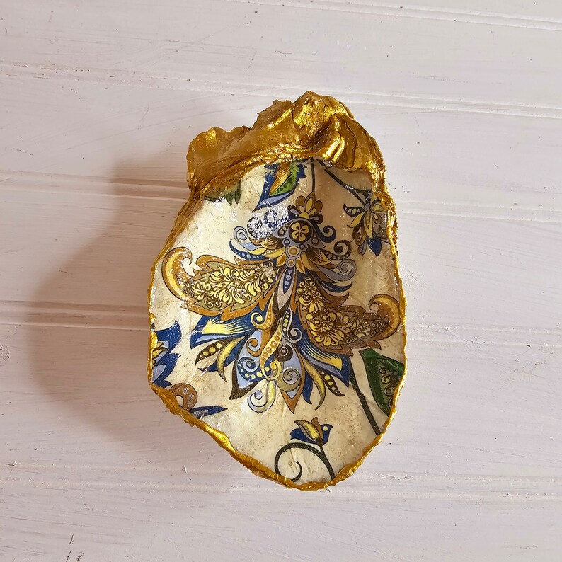 Decoupage Oyster Shell Jewelry Dish With Pedestal Feet - Etsy