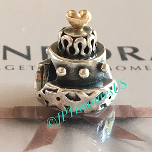 Autentico Pandora Celebration Cake Charm Retired Pandora Charm Two Tone Retired Pandora Charm Pandora Envio gratis Etsy Mexico