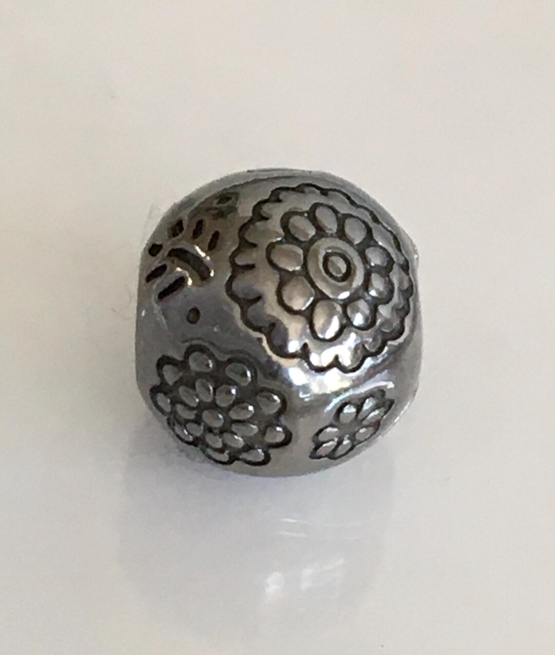 Pandora Floral Lace Black Rhodium Midnight Bloom Clip Charm Retired ...
