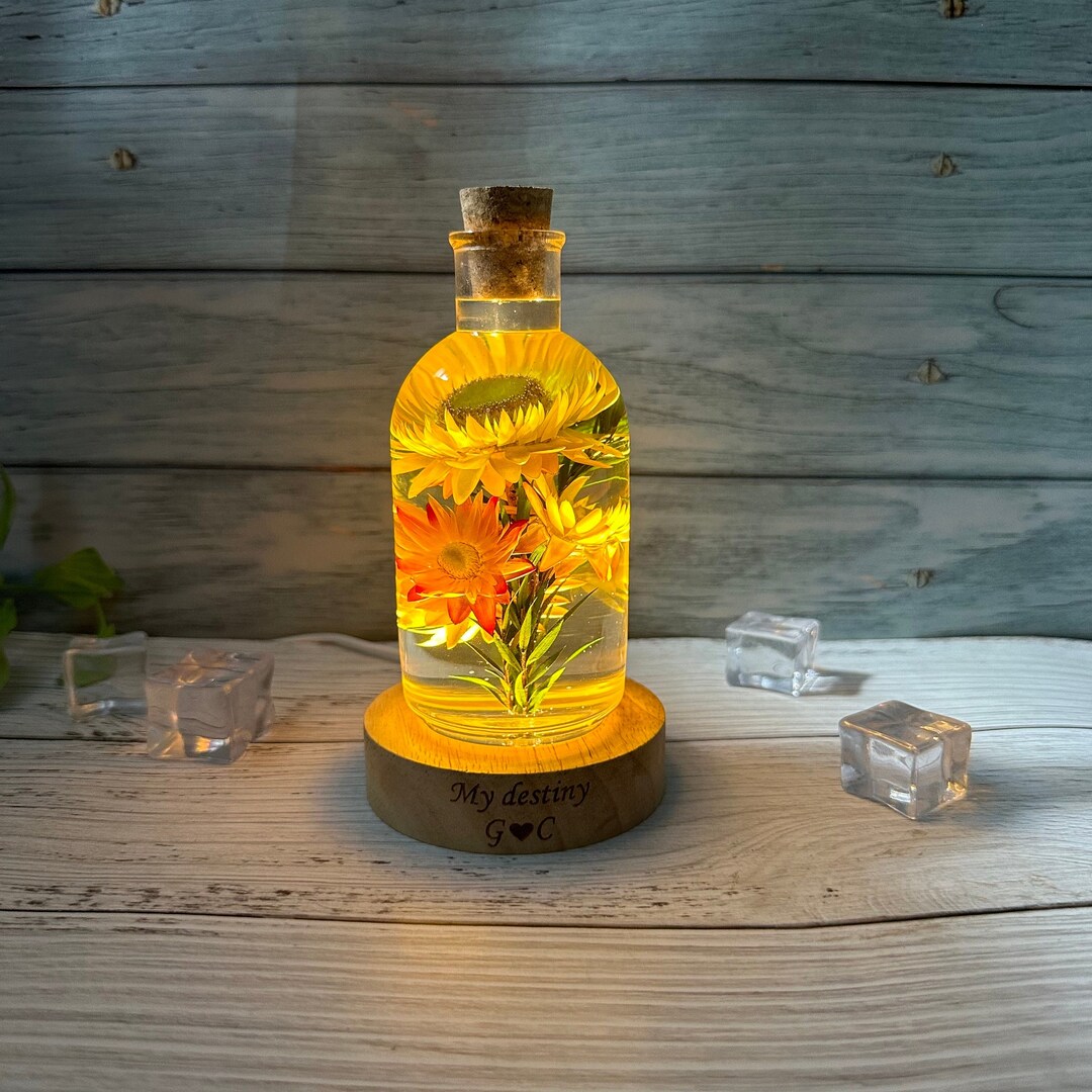 Personalized Wood Engraved Resin Lamps, Immortal Flower Night Light ...