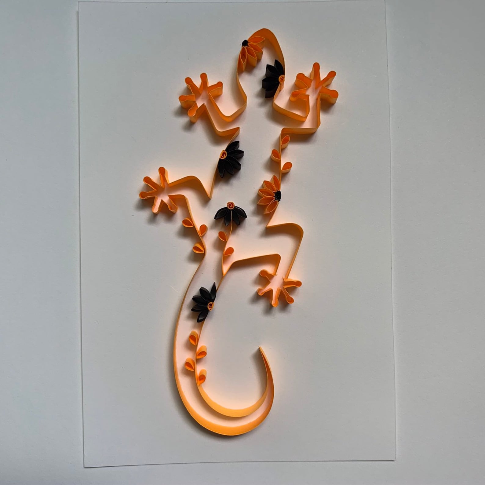 Flower Lizard, Flower Gecko, Quilled Paper Flowers, Beach Art, Birthday ...