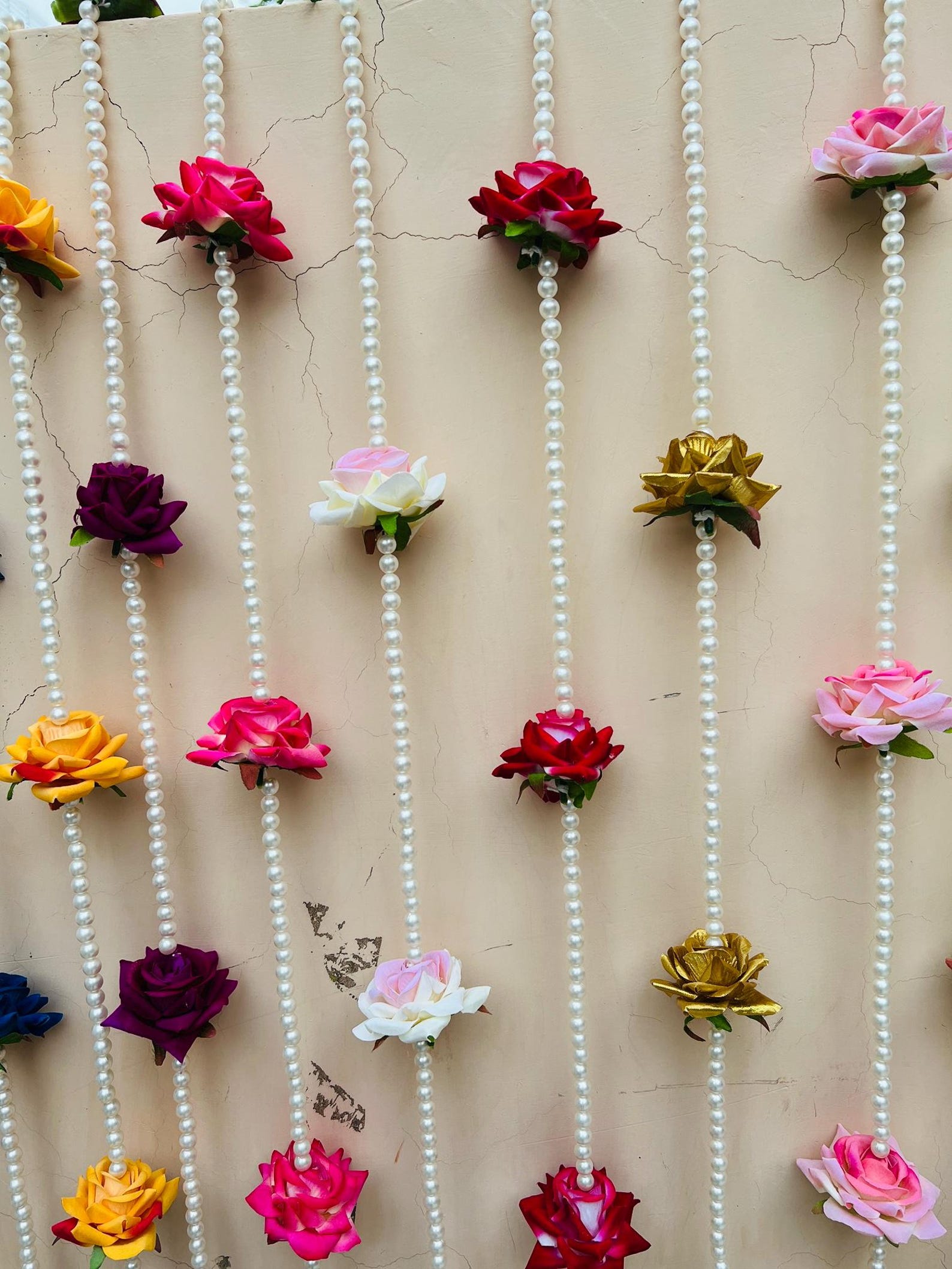 Artificial Velvet Rose Flower Garlands With Pearl Finished Acrylic ...