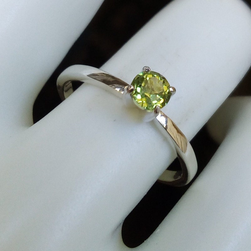 Peridot Ring - Etsy