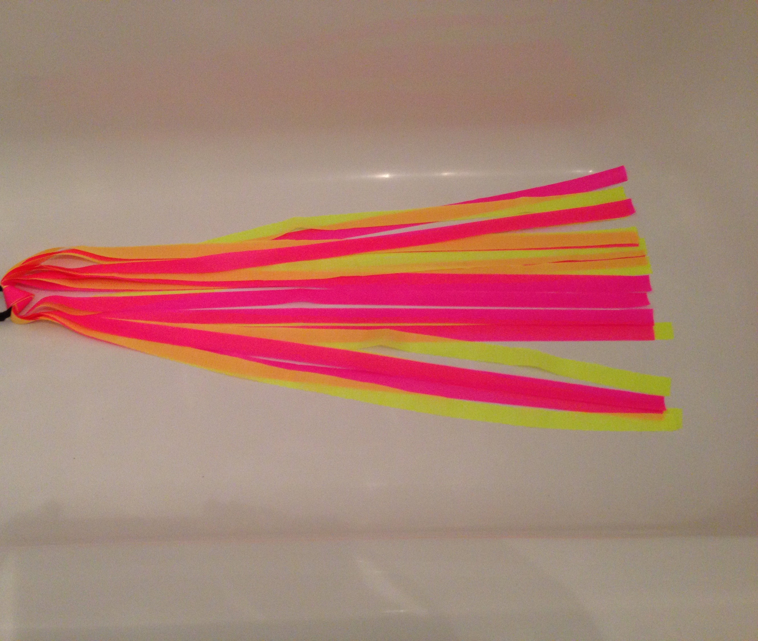 HORSE Hi Viz Tail Streamers. the Original and Best. FREE POSTAGE. Be ...