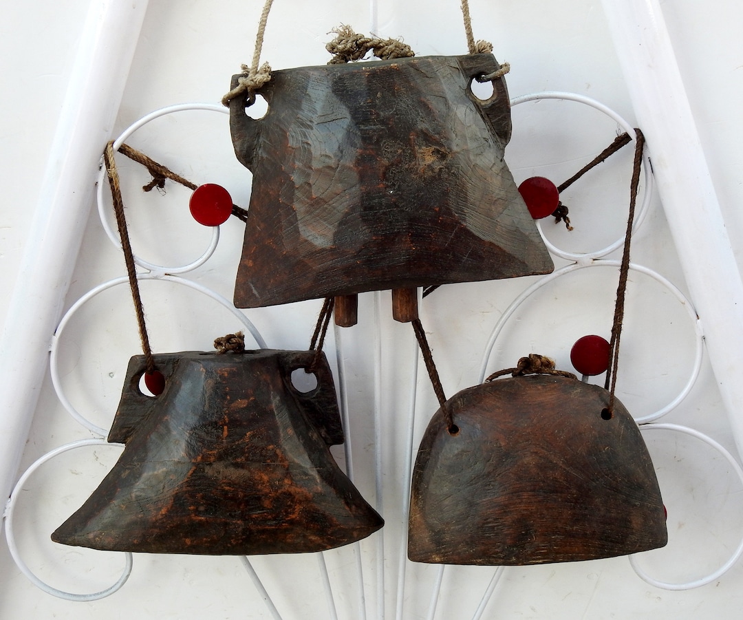 Lot of 03 Pcs Vintage 1900'S Tribal Teak Wood Cowbell, Hand Carved ...