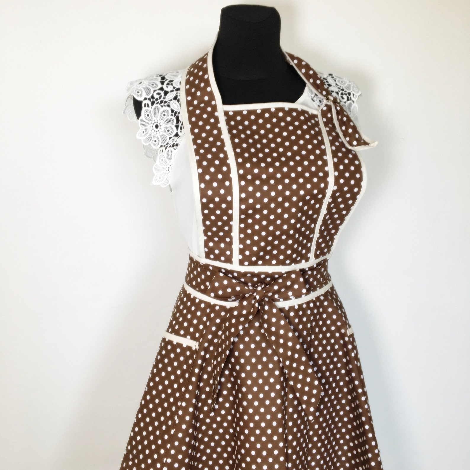 Brown Romantic Apron With Long Bow and Pockets - Etsy