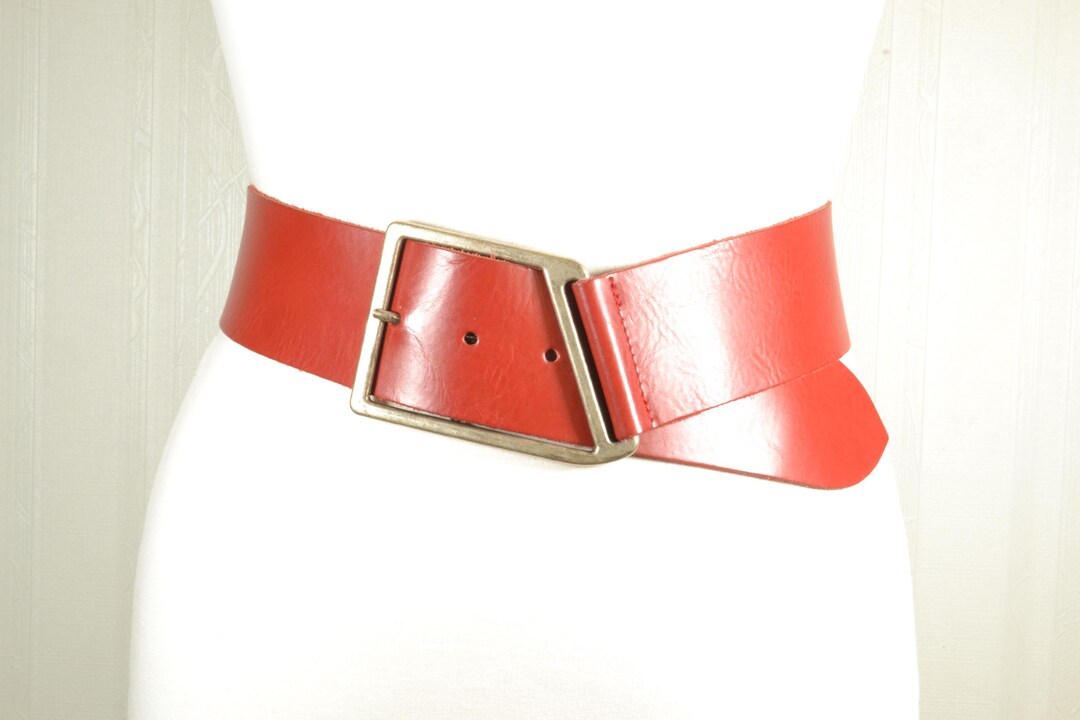 Red V-shaped Leather Belt, Medieval Style Belt, Cosplay Belt - Etsy