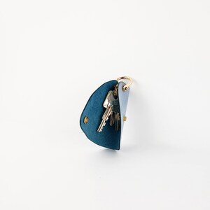 Blue mango Fob Case Practical and Stylish Key Organizer for ...