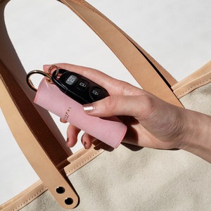 Blue mango Fob Case Practical and Stylish Key Organizer for ...