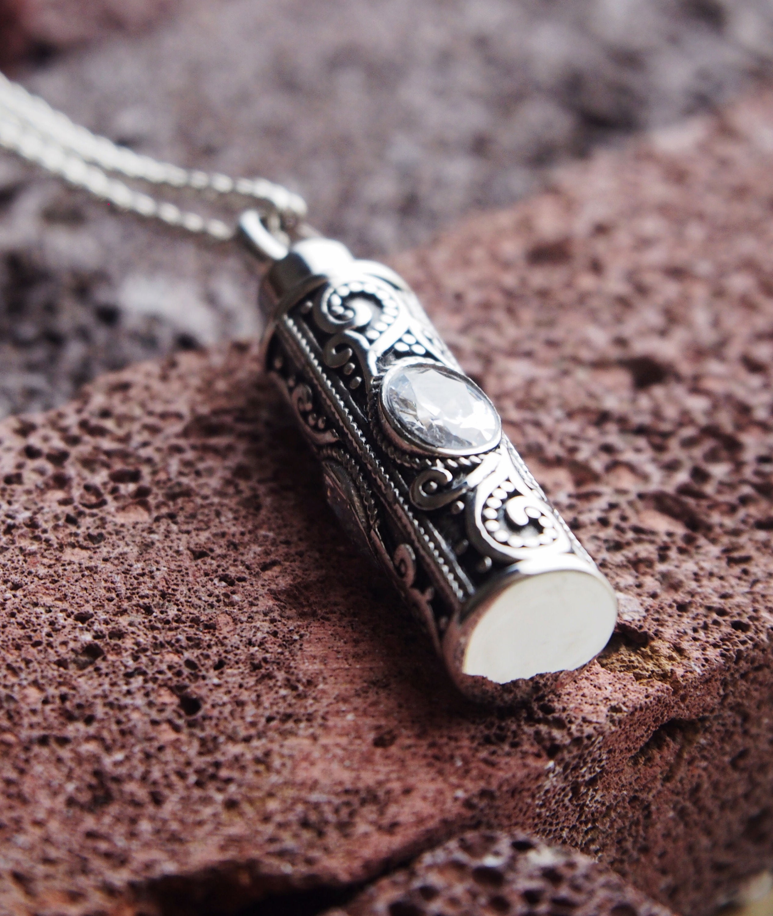 Stone Cremation Jewelry for Ashes Holder for Men, Urn Necklace for ...