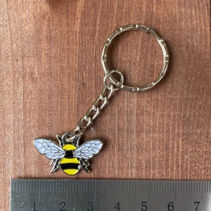 Metal Bee Keyring - Etsy
