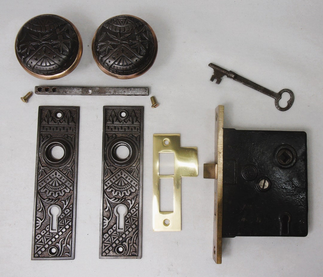 Antique Door Set Victorian / Eastlake Backplate Knob Mortise Lock Key ...