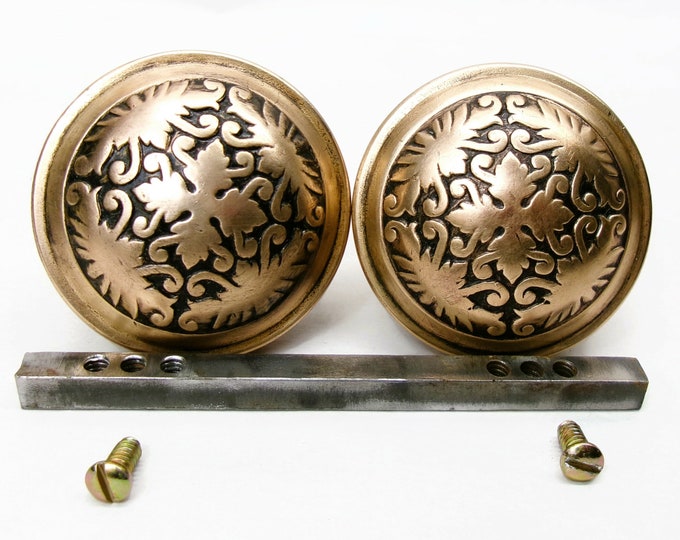 Pair of Antique Vintage Eastlake Victorian Ornate Door Knobs W/ Spindle Salvage - Etsy