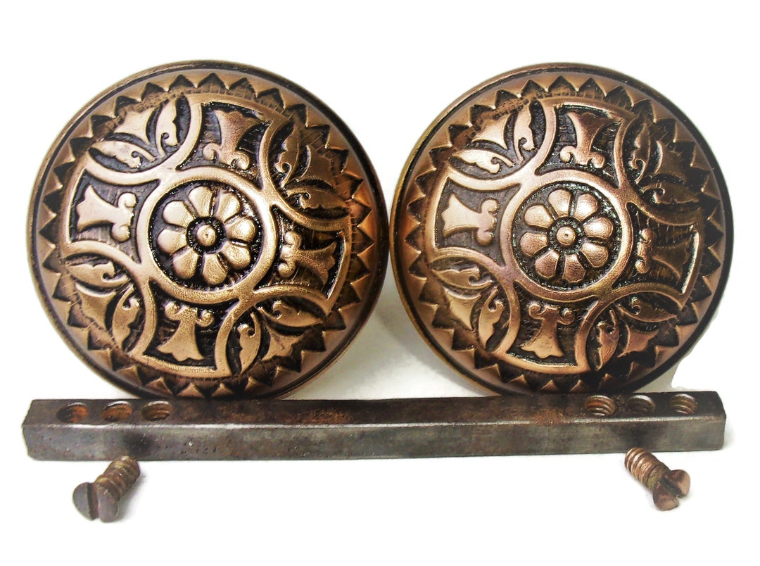 Pair of Antique Vintage Eastlake Victorian Ornate Door Knobs W/ Spindle Salvage - Etsy