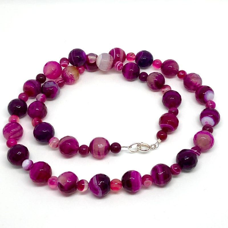 Magenta Necklace - Etsy