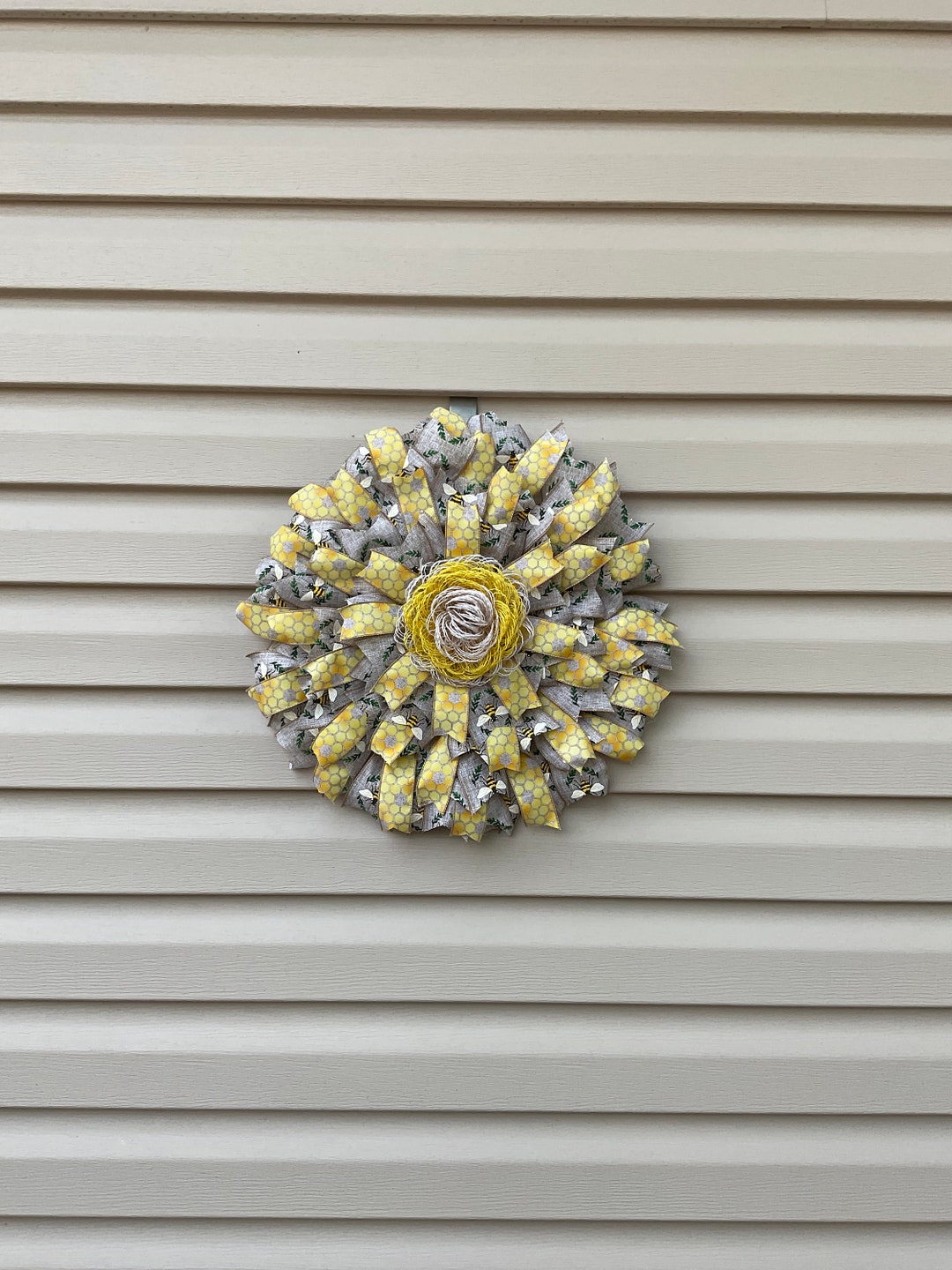 Busy Bee Ribbon Wreath - Etsy