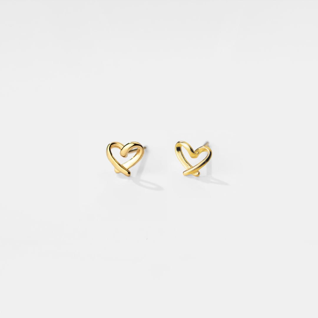 PERIMADE Dainty Heart Stud Earrings • Tiny Small Gold Heart Earrings ...