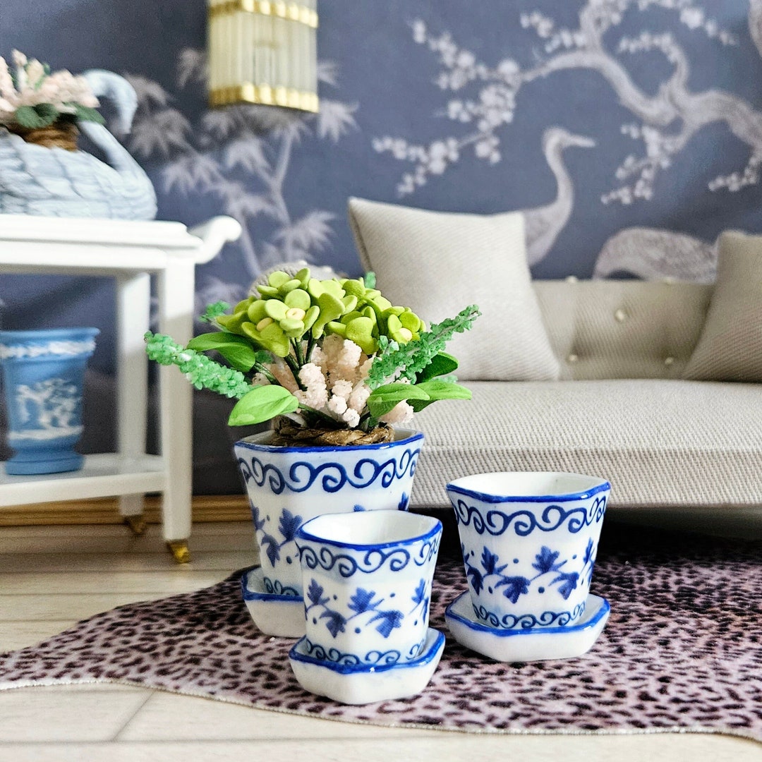 Dolls House Flower Pot Set in Blue and White With Option to Add Flower ...