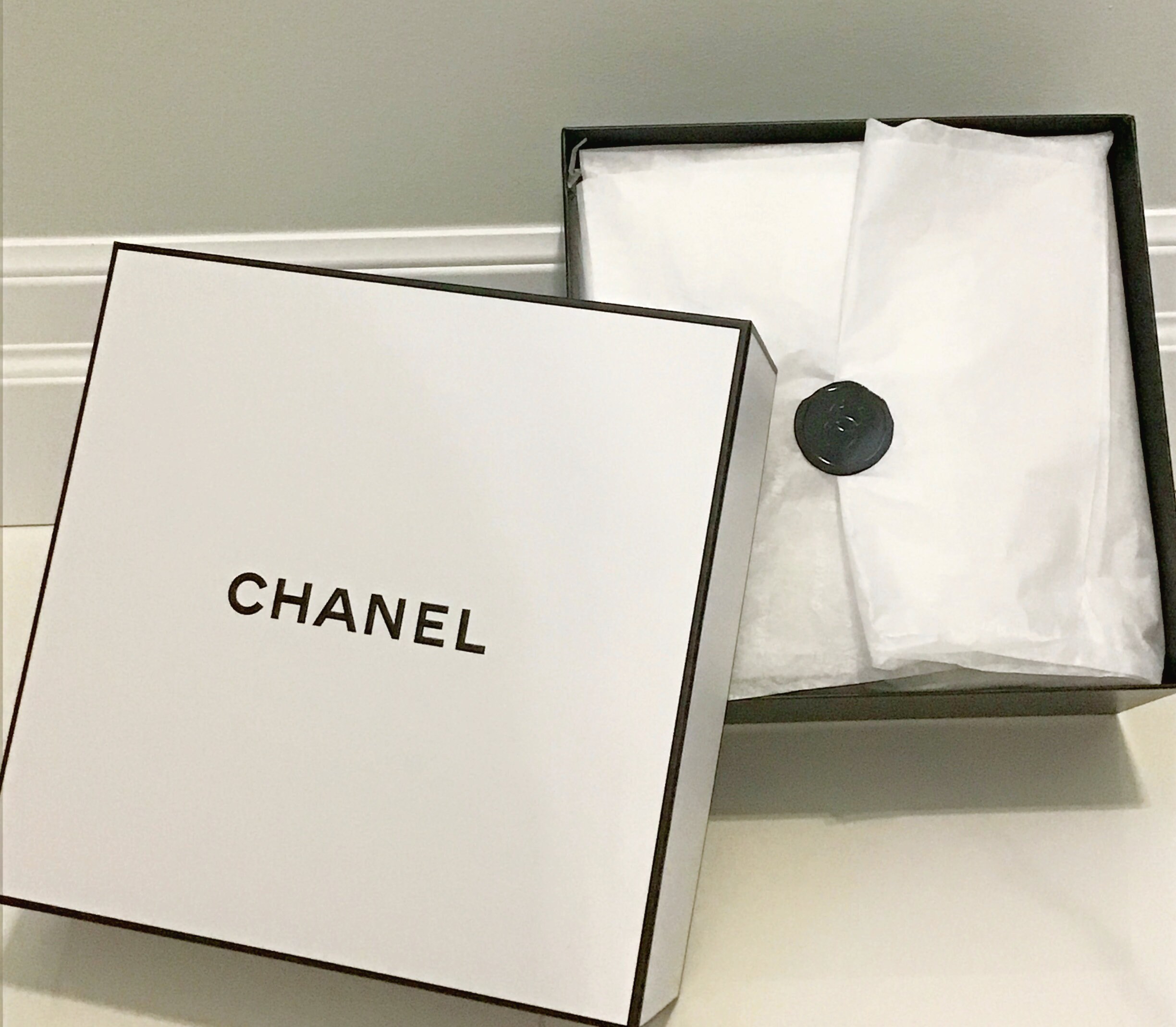 CHANEL Box, Gift Box With Tissue & Paper Shreds. Ready for Gift Giving ...