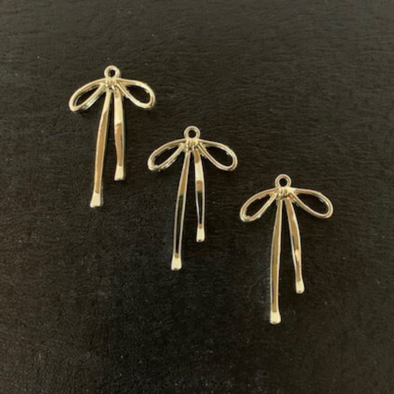 Bow Knot Necklace - Etsy