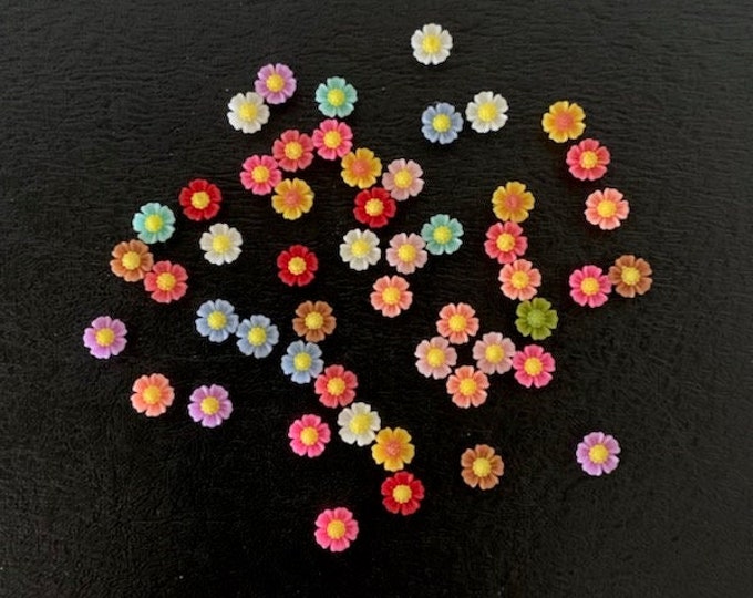 50 Random Mix Tiny Flower Flats, Tiny Flowers, Mini Flowers, Assorted ...