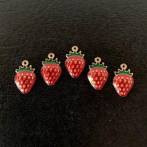 5 Small Strawberry Charms, Strawberry Charm, Strawberry Charm Set ...