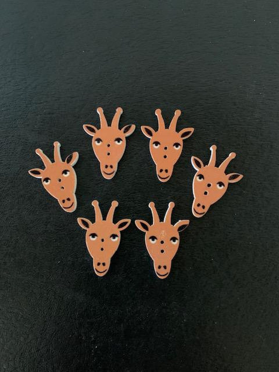 6-8 Giraffe Buttons, Giraffe Craft, Giraffe Button, Animal Buttons ...
