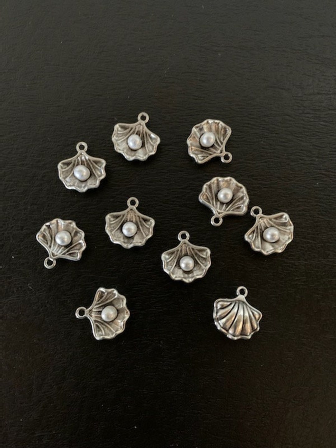 10 Shell and Pearl Charms, Shell Charm, Metal Charms, Seashell Charms ...