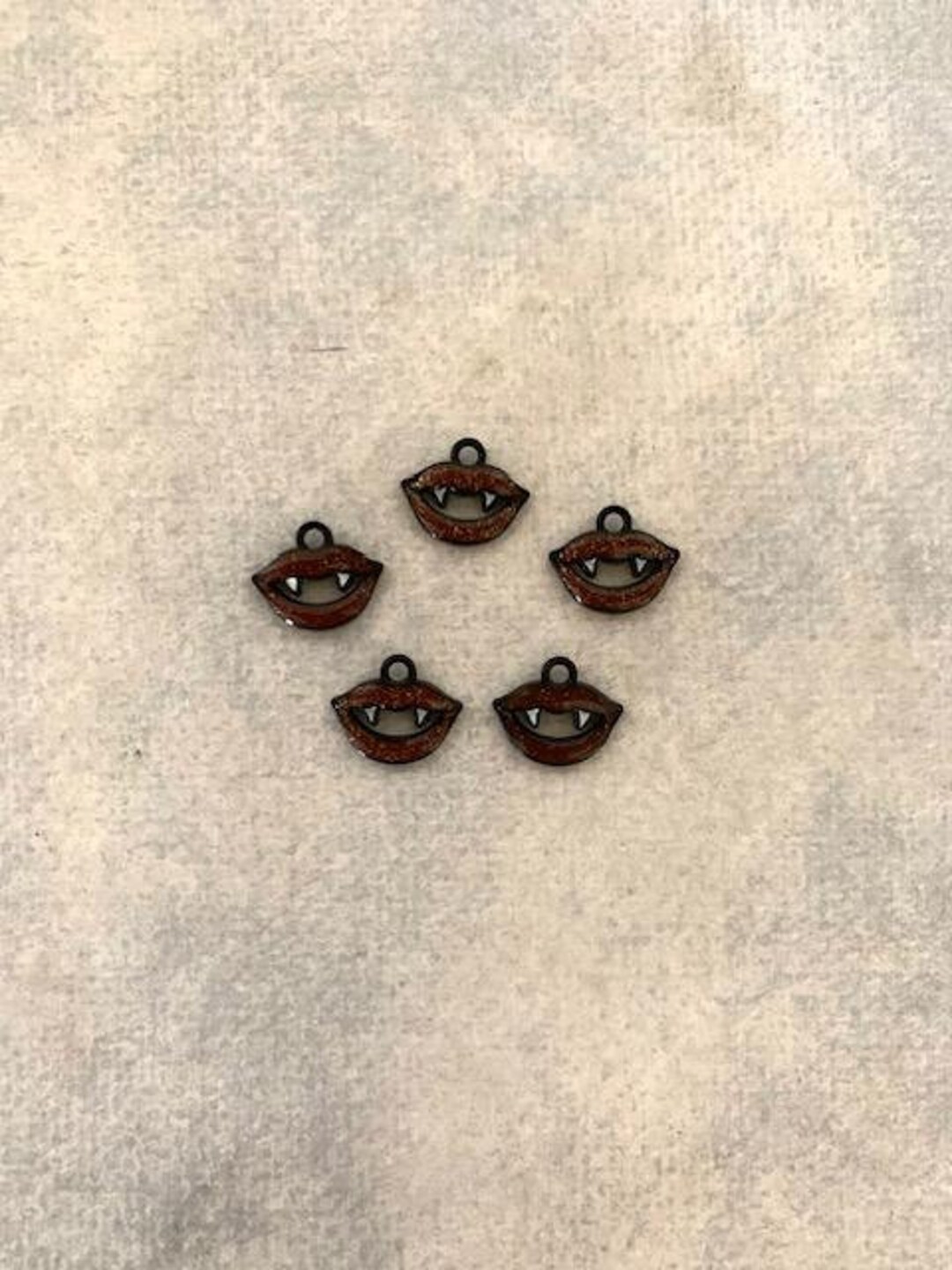 5 Lips With Fangs Charms, Fang Charm, Black Lips, Lips Charm, Halloween ...