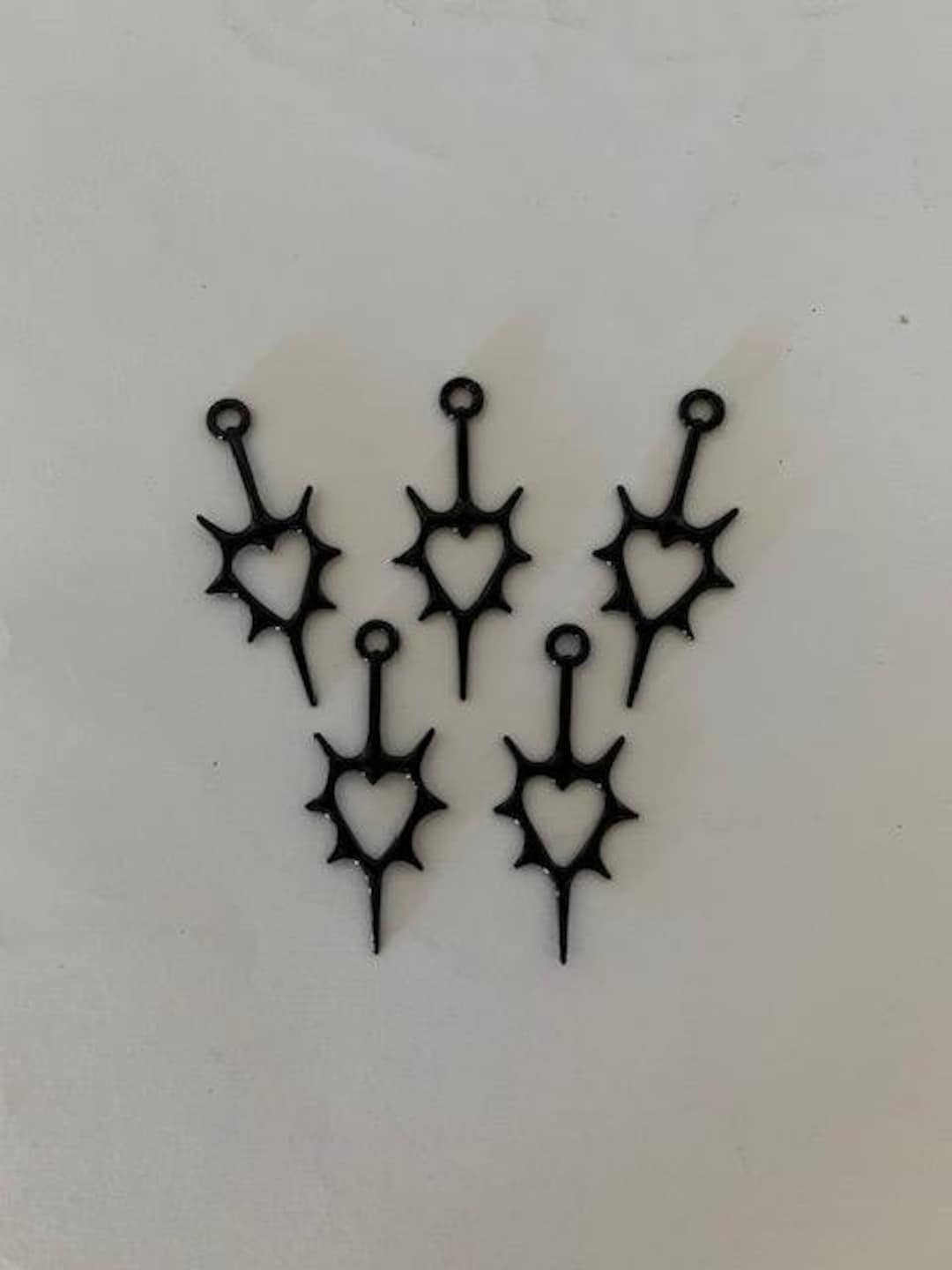 5 Heart of Spikes Charms, Spikes Charms, Spike Pendant, Spike Jewelry ...