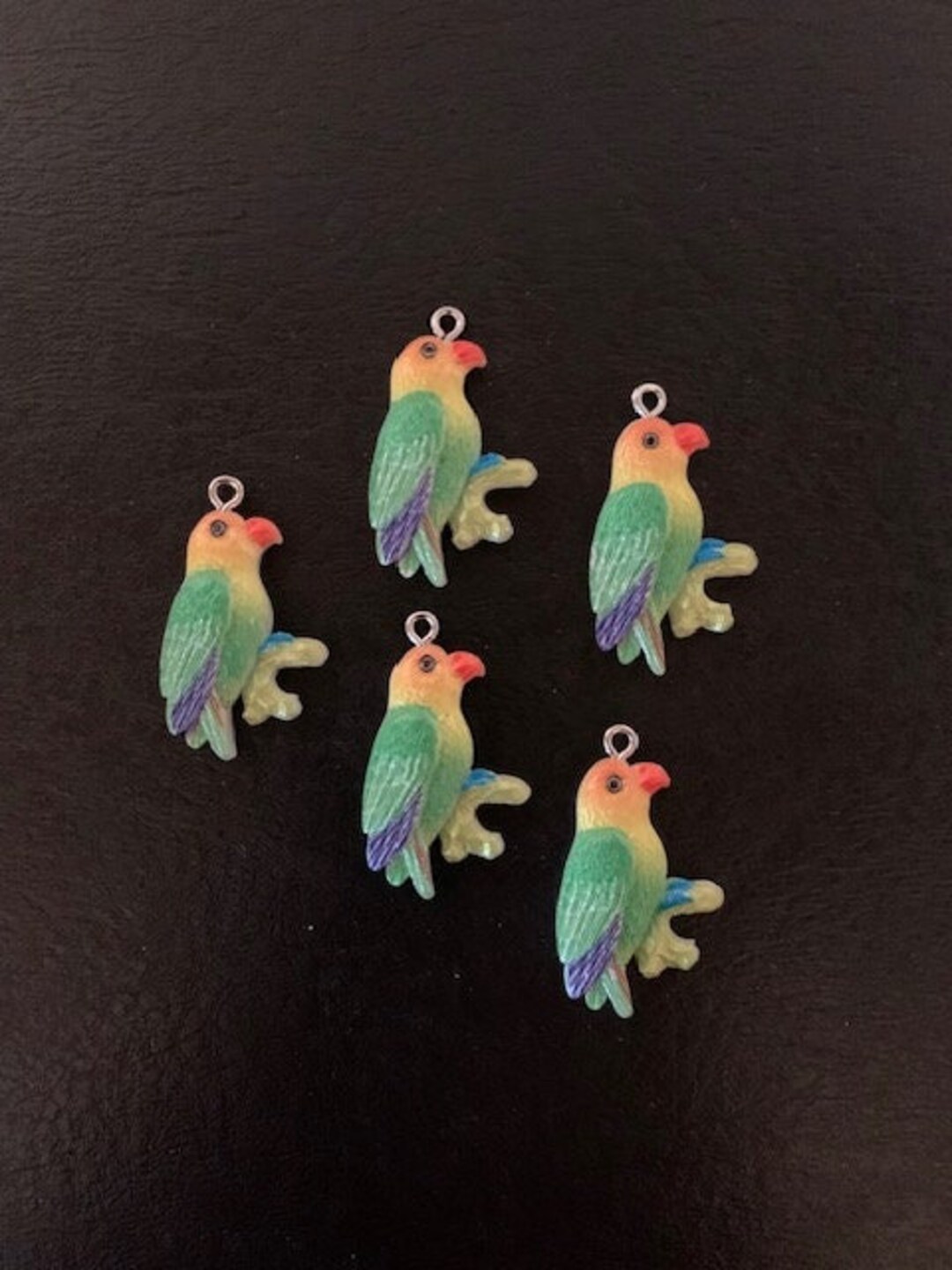 5 Parrot Charms, Parrot Charm, Parrot Pendant, Parrot Jewelry, Resin ...
