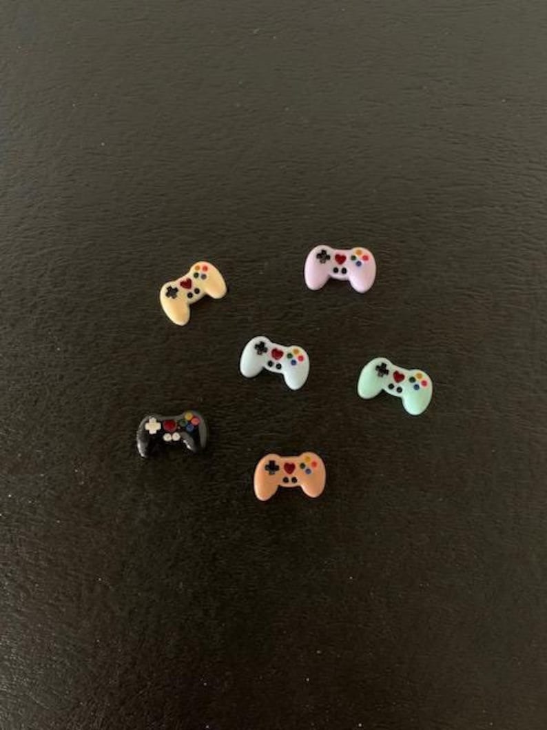 6 Random Mix Mini Game Control Flats, Game Controller, Games, Mini ...