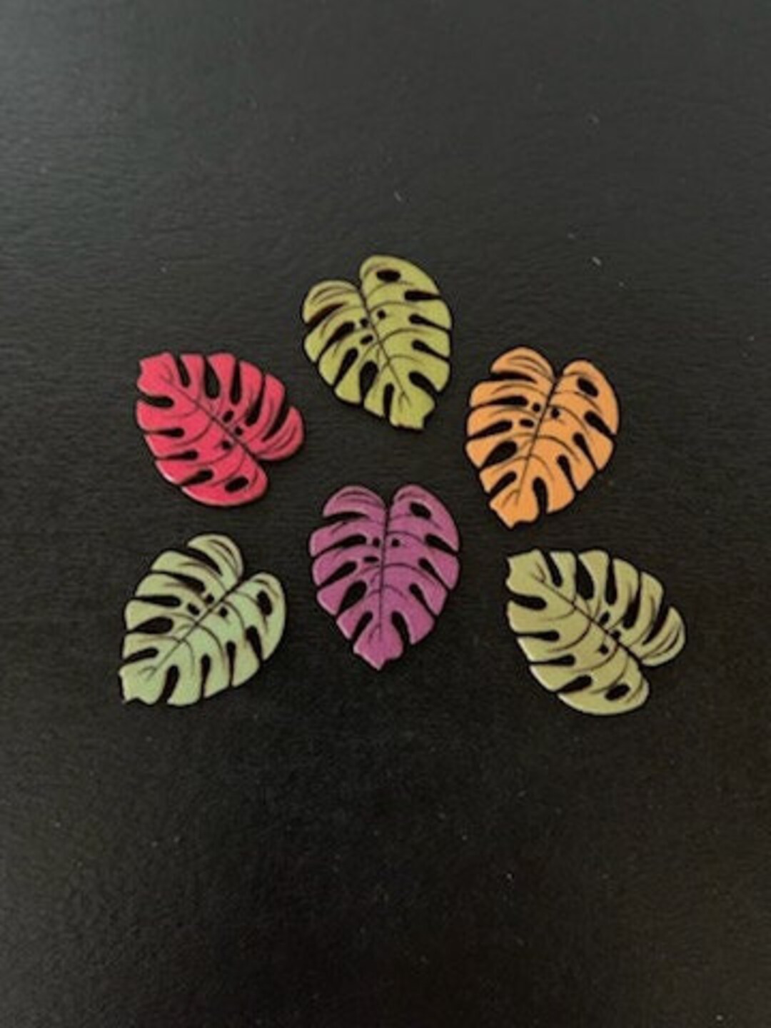 6 Random Mix Wood Leaf Buttons, Leaf Buttons, Buttons Leaves, Leaves ...