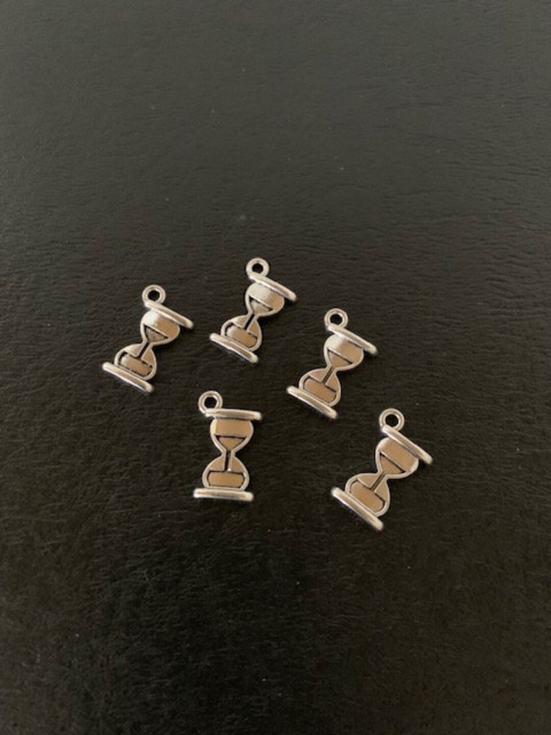 5 Silver Hourglass Charms, Hourglass Charm, Hour Glass Charm, Hourglass ...