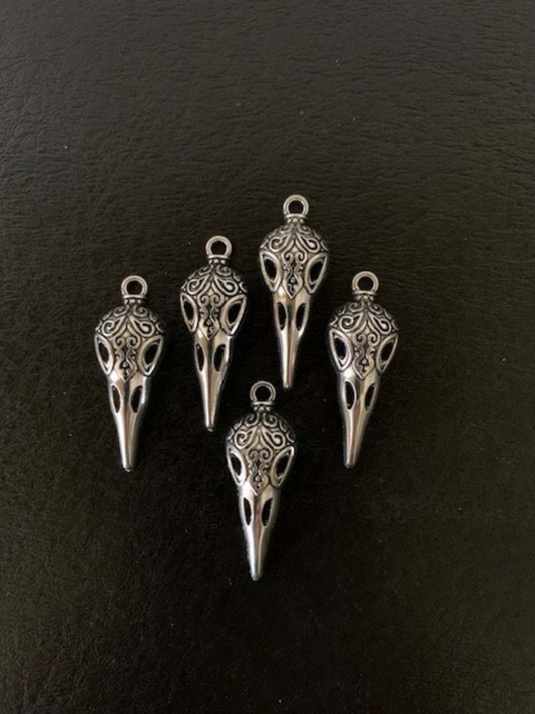 5 Silver Raven Skull Charms, Raven Skull Pendant, Raven Head, Bird ...