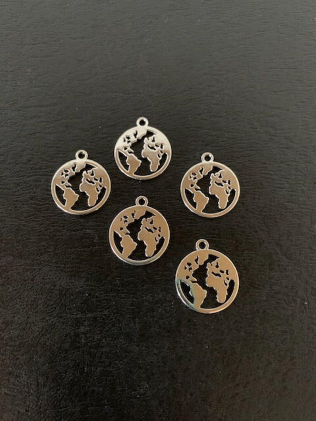 5 Silver Round Map Charms, Metal Charms, Charm Bracelet, World Map ...