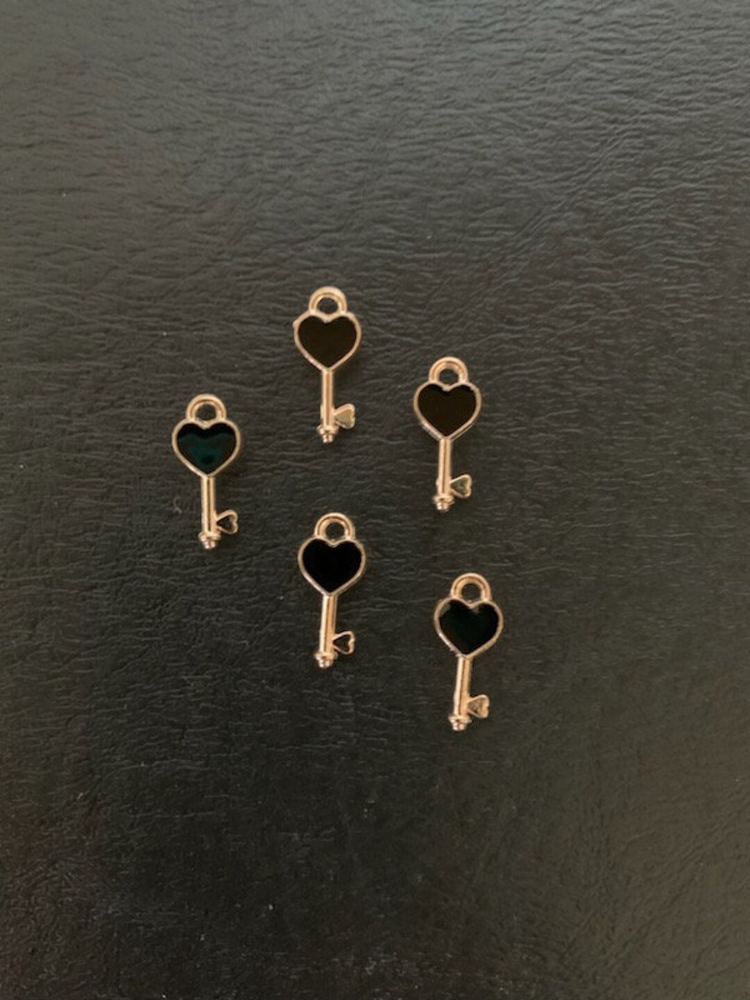 5 Black and Gold Heart Key Charms, Black Heart Charm, Key Heart, Heart ...