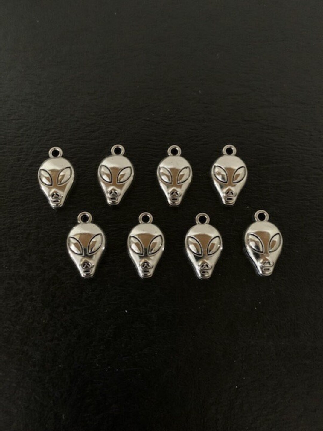 8 Silver Alien Charms, Alien Charm, Alien Jewelry, Space Alien, Space ...