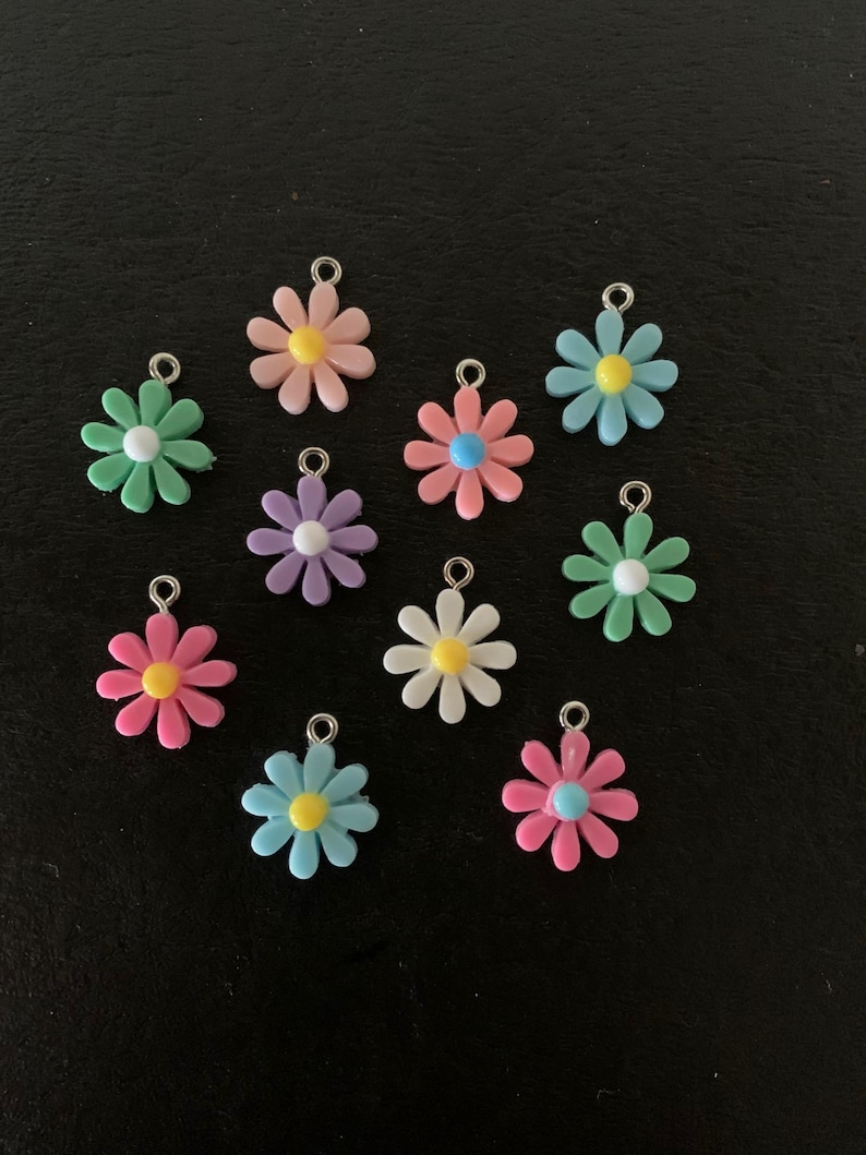 10 Random Mix Flower Charms, Flower Charm, Flower Charm Set, Flower ...
