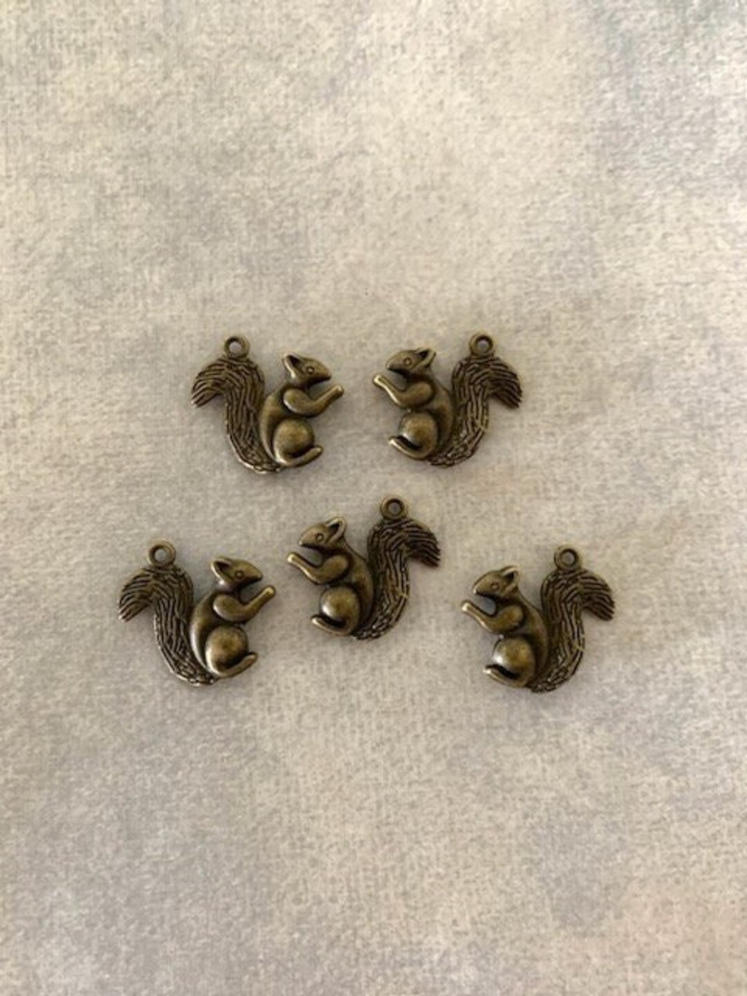 5 Bronze Squirrel Charms, Squirrel Charms, Squirrel Charm Pack, Charm ...