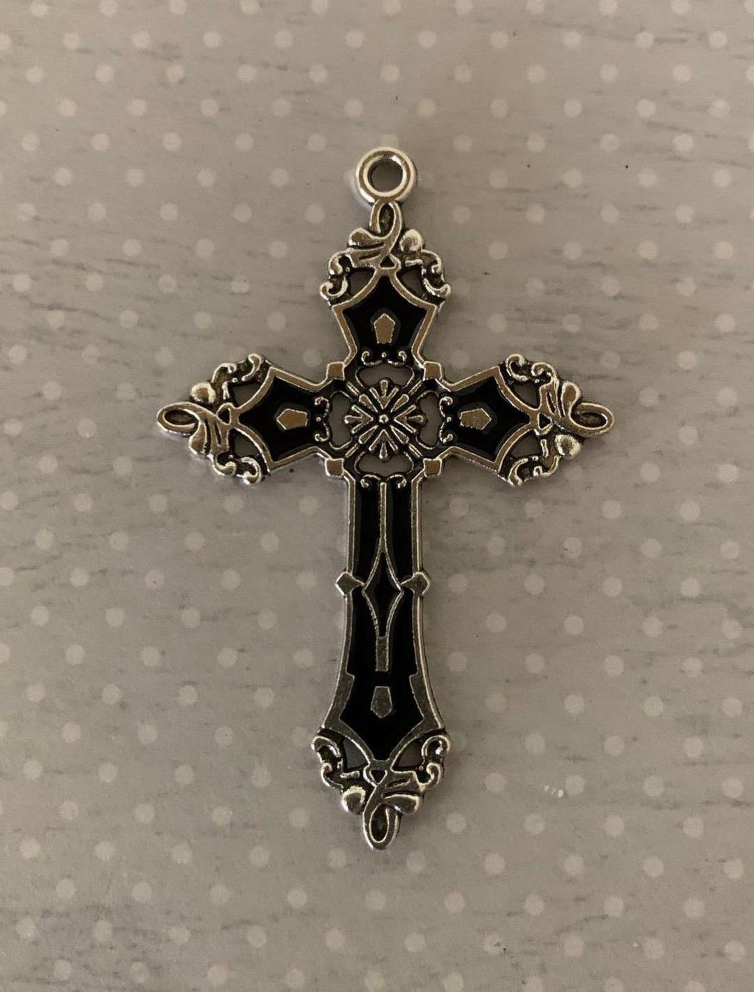 1 Silver Gothic Cross Pendant, Goth Cross Charm, Goth Cross Pendant ...