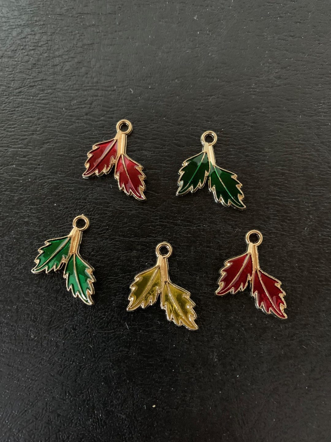 5 Random Mix Double Leaf Charms, Leaf Charms, Gold Leaf Charm, Green ...