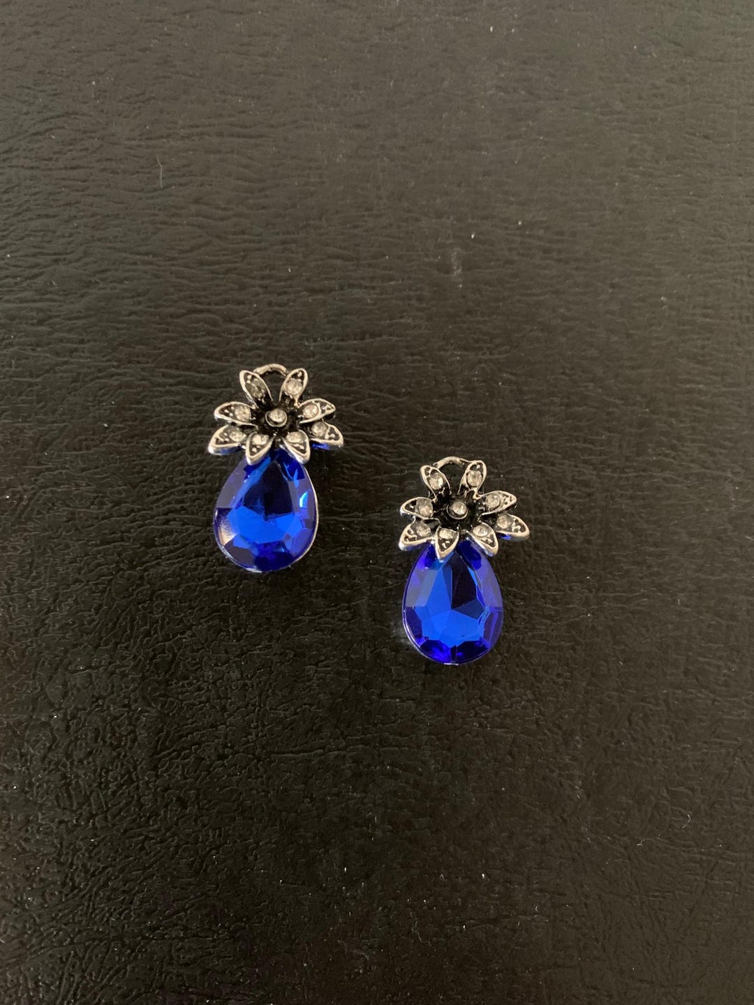 2 Silver & Blue Stone Charms, Blue Stone Charms, Blue Stone Pendent ...